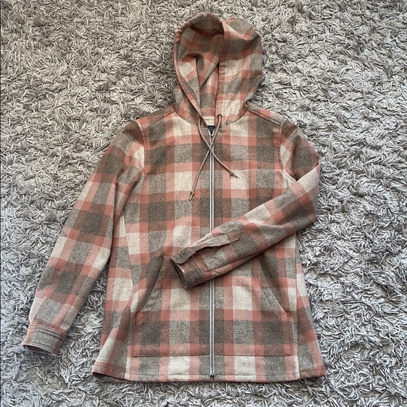 Pendleton | Tops | Pendleton Wool Grey Blush Plaid Zip Shirt Jacket Xs | Poshmark